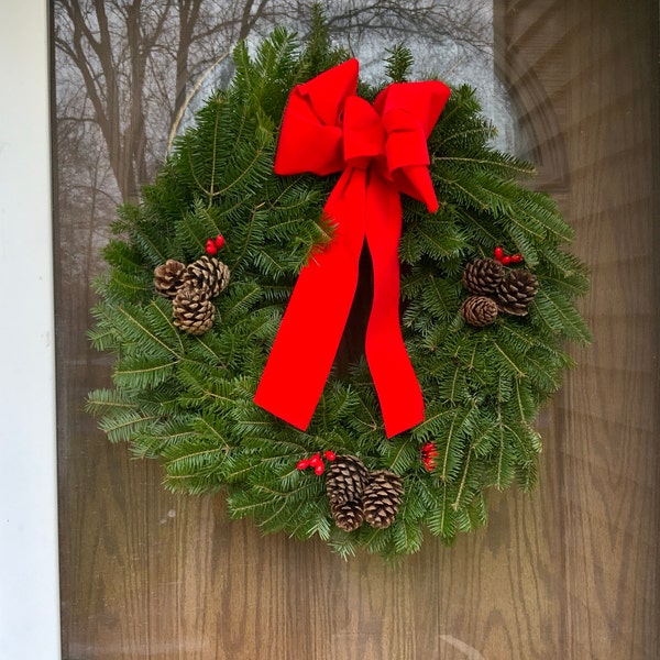Fresh Traditional Holiday Wreath Hand Made - Etsy