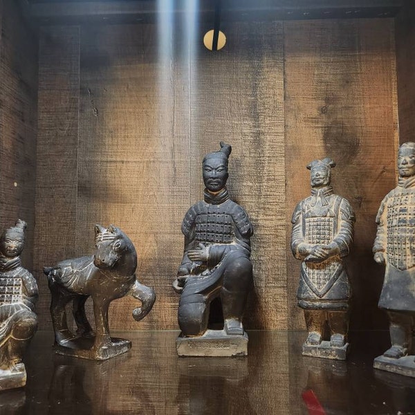 Department 56 A Christmas Carol Plate "the Spirit of Christmas Present ...