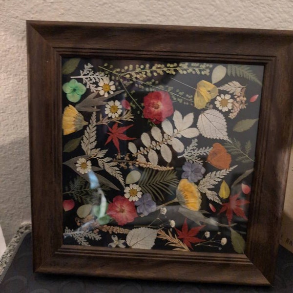 Dark Tones Pressed Flowers Frame, Wooden Stand Dried Flower Frame ...