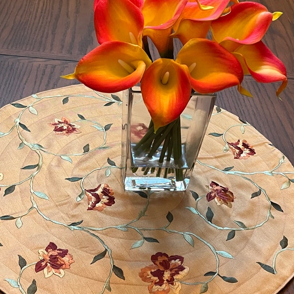 Round Table Topper Centerpiece Mat Multicolor Jacobean Floral Jacquard ...