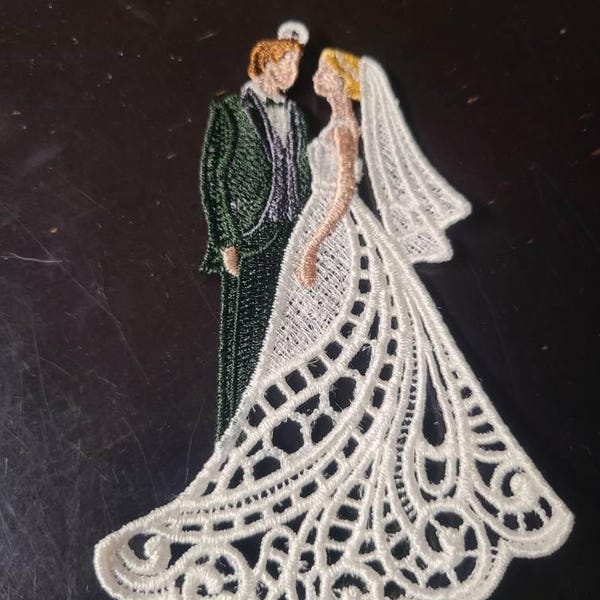 FSL Elegant Couple, Romantic Wedding - Free Standing Lace Machine ...