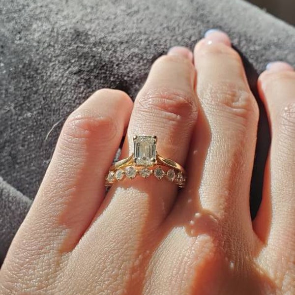 Dainty Single Prong Ring, Marquise and Round Moissanite Wedding Band ...