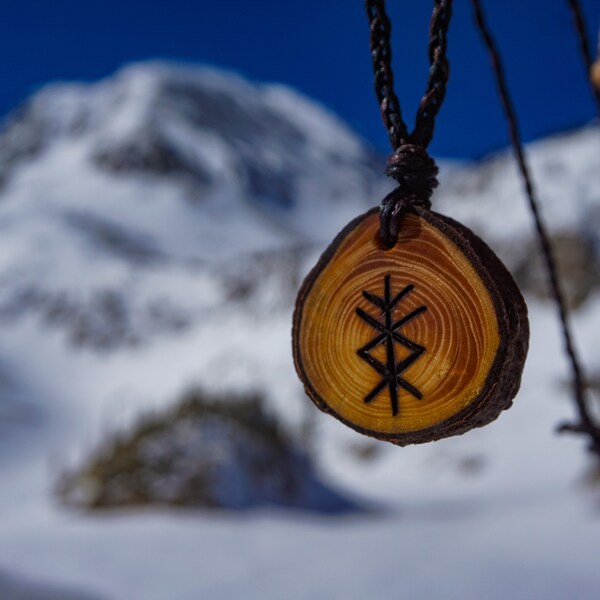 Prosperity Bind Rune Necklace, Prosperity Rune Necklace, Christmas Gift ...