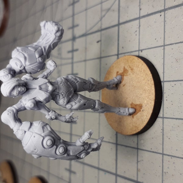 Scrap pose 1 Human Hybrids HUMAN INTERFACE the Cyberpunk Boardgame ...