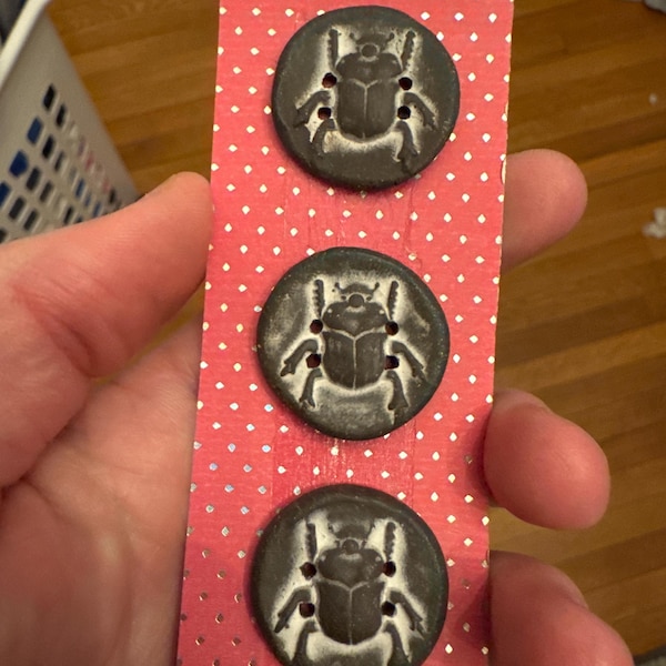 Ancient Bee Artisan Button- Bee Button-handmade Button-pottery Button ...