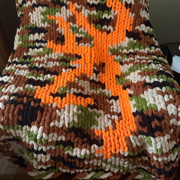 Fisherman With Bass - Finger Knitting / Chunky Knit Blanket Pattern - Etsy