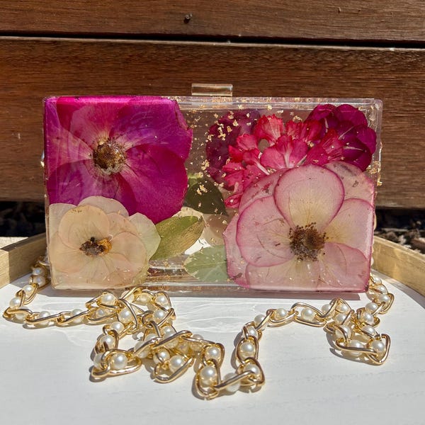 Resin Clutch Purse With Real Dried Flowers— Ready to Ship! - Etsy