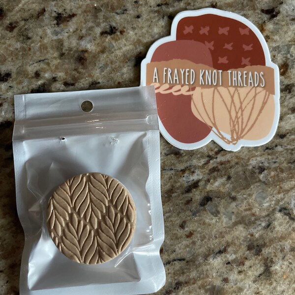 PENCIL MACRAME KEYCHAIN | Teacher Gifts, Boho Accessories, Unique ...