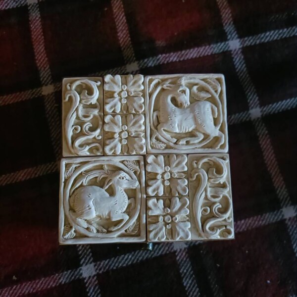 Small Square Box 7x7 Cm Detail of a Beautiful Illumination From an Old ...