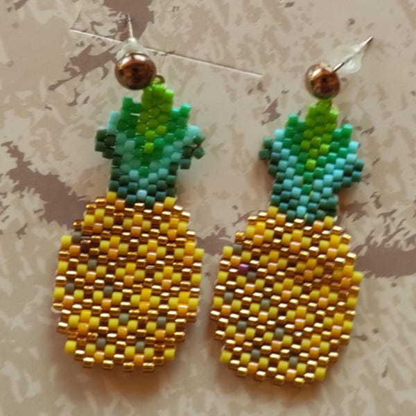 Pattern Diagram Tropical Flower Tiles, English Language, Beading, Odd ...