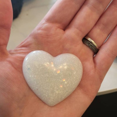 Custom RESIN MEMORIAL PYRAMID// Eco Resin Pyramid, Cremains Memorial ...