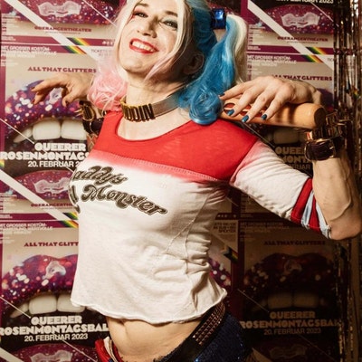 Submissive Collar BDSM Day Angel Collar Charm Black Leather Choker ...