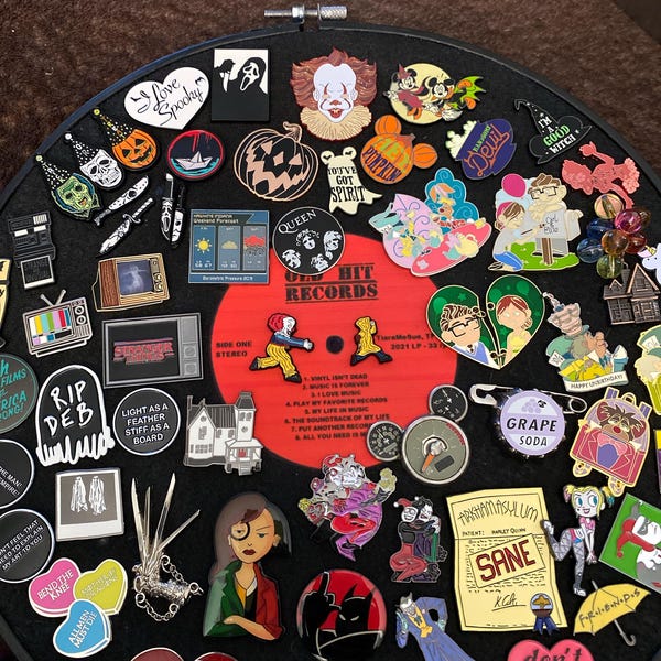 Shamrock Alphabet Four Leaf Clover TTF Font. St. Patrick's Day Font ...