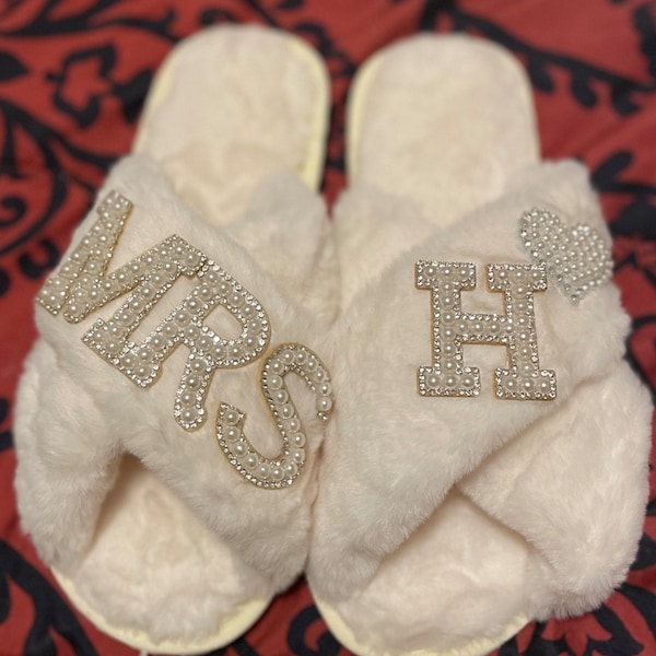 Pearls Bride Fluffy Slippers,rhinestone Mrs Slippers, Custom Bridal ...