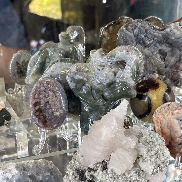 Beautiful Large Blue Sodalite Tower and Sphere Set / Sodalite /chakra ...