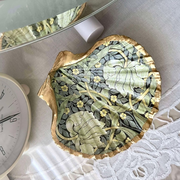 Royal Peacock Shell Jewellery Dish. Gold Leaf Jewellery Dish. Handmade ...