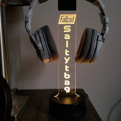 World of Warcraft Headphone Stand Personalized Game Room Desk Decor ...