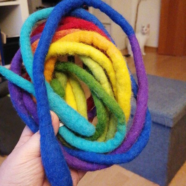 Der +Gute Laune Hase+ handgefilzte Osterdeko Hasen Mats+ Mia, Hans+ ...