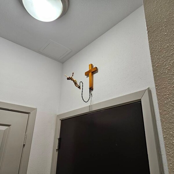 The Original Bunjesus Bungee Jumping Jesus - Etsy UK