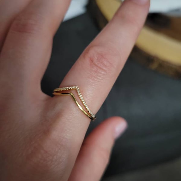 Curve Ring Set by Caitlynminimalist • Set of 2: Diamond Chevron Ring ...