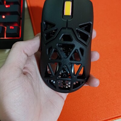 Finalmouse UL2 Wireless & Logitech G305 PCB Lightspeed Wireless Gaming ...