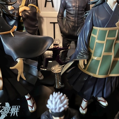 Gojo Spring Bobble - Etsy