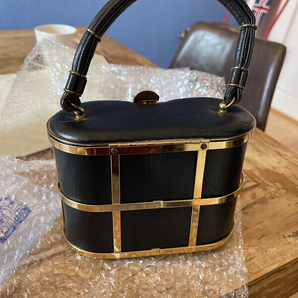 1950s 1960s Morris Moskowitz Black Patent Leather Vinyl Top Handle ...