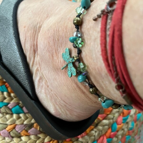 Puca Shell Necklace. Square Puca Shells Beads Strung on Wire. Silver ...