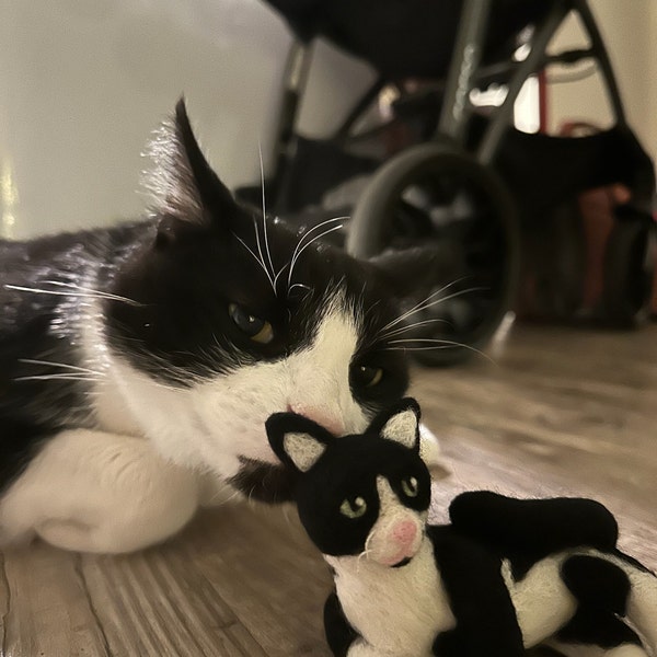 Cute Handmade Needle Felted Bat Halloween Decoration - Ornament Option ...