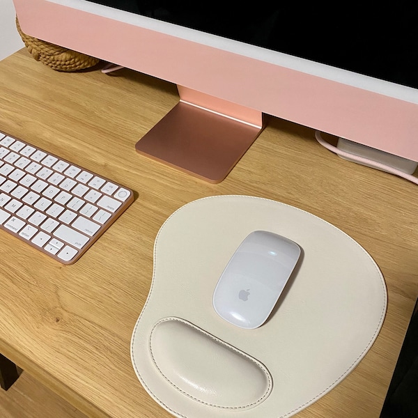 Leather Oval Mouse Pad With Wrist Rest, Personalized, Hand Crafted ...