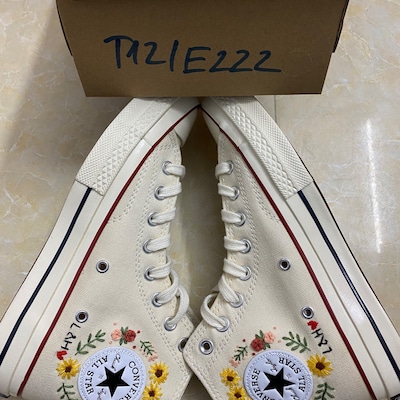 Custom Converse/converse High Tops/embroidered Sweet Rose and Lavender ...