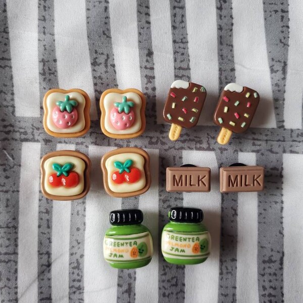 Skibidi Toilet Action Figure Set Clock Man and Stickers - Etsy