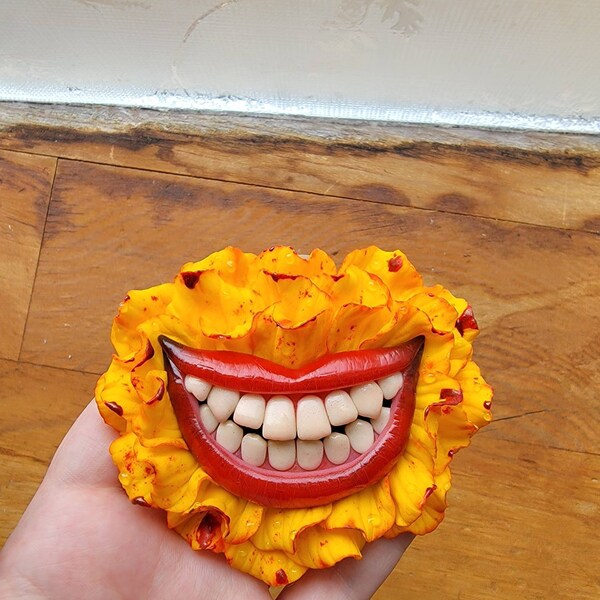 Black Red Gold Devil Lips Brooch, Creepy Brooch, Gothic Jewelry - Etsy