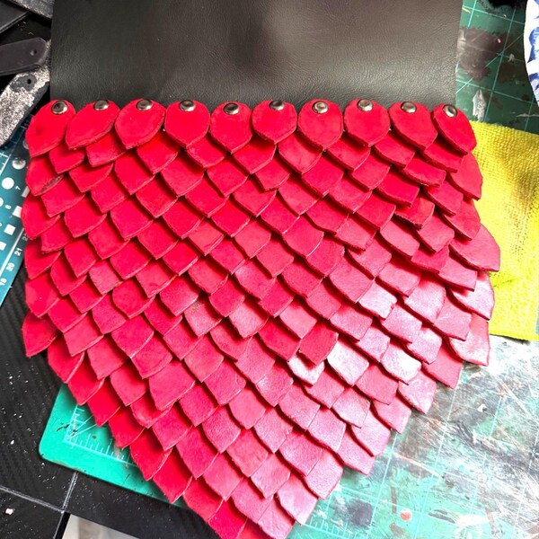 Imperial Knight Greaves Armor Pattern Digital PDF and VIDEO Tutorial ...