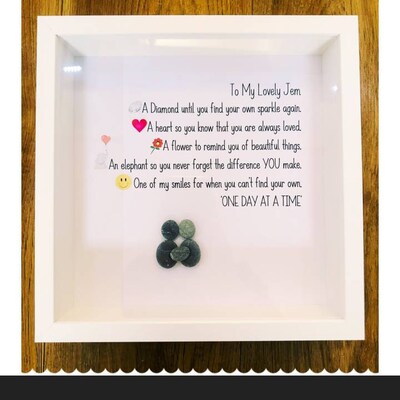 Best Friends Frame Pebble People Box Frame - Etsy UK
