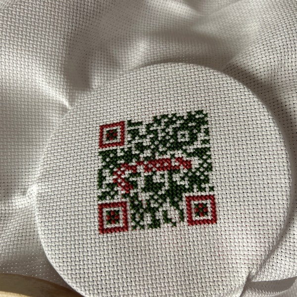 Last Christmas QR Code Cross Stitch Pattern, Plays Wham! Song on ...