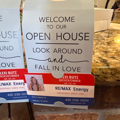 Bottle Hang Tags for Open Houses & Real Estate Agents Real Estate Agent ...