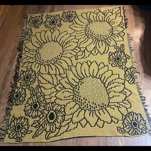 Haunted Hilltop Horror House Overlay Mosaic Crochet Pattern - Etsy