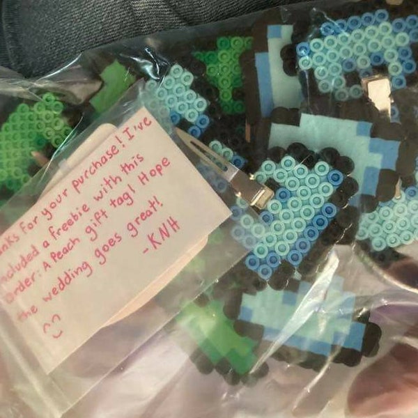 Wearable 8-bit Inspired Perler Pixel Bows - Etsy