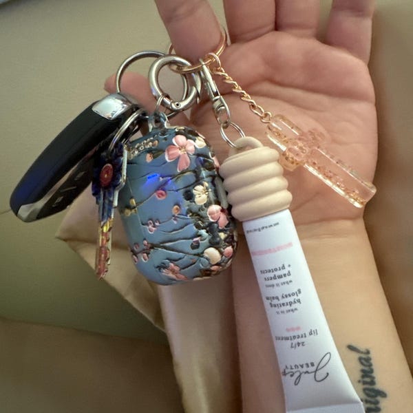 GLOSSGRL Keychain Cap for Lipgloss and Balm - Bubble Cap - Chap Cap ...