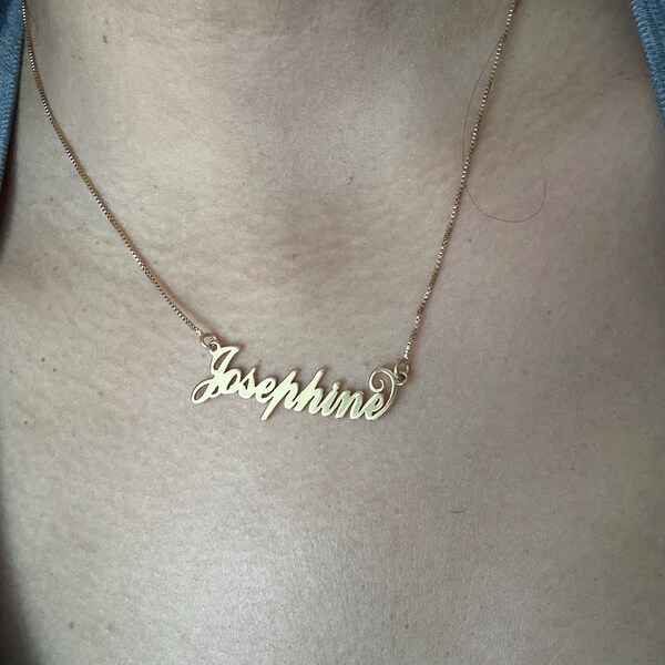 Carrie Font Name Necklace • Personalized Carrie Style Nameplate ...