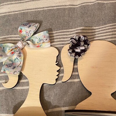 Wooden Head Stand. Child Silhouette With Pigtails. Hair Bow Displays ...