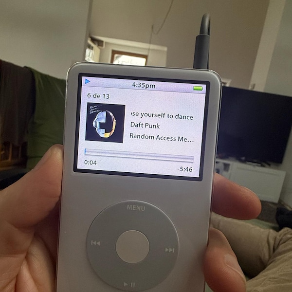 Create Your Own Apple Ipod Classic - 5th Gen (3000mah Battery, Wolfson ...