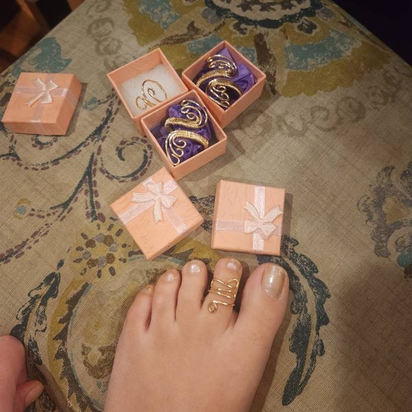 Gold Toe Ring Set, Adjustable 14k Gold-plated Toe Rings, Hypoallergenic ...