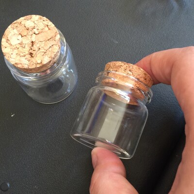 25 20ml Bitty Bottles. Decorative Glass DIY. Glass Bottles. Jars. Empty Glass Vials. Mini Glass ...