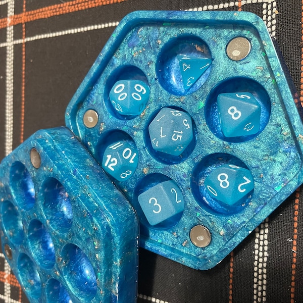 Custom Dice Holder/tray & Matching Dice, Gift for Him, Dnd Dice Holder ...