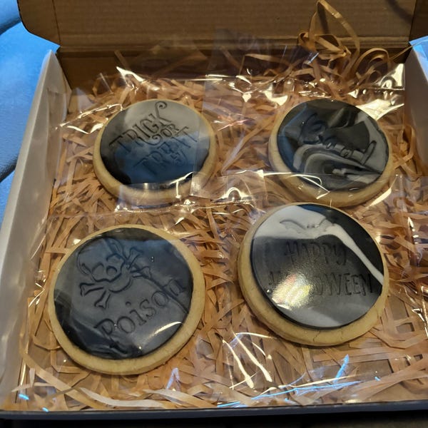 Happy Retirement Shortbread Sugar Cookie * Gift * Various Colours - Etsy UK