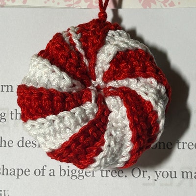 CROCHET PATTERN Swirly Bauble No. 3 3 Size Christmas Ornament Pattern ...