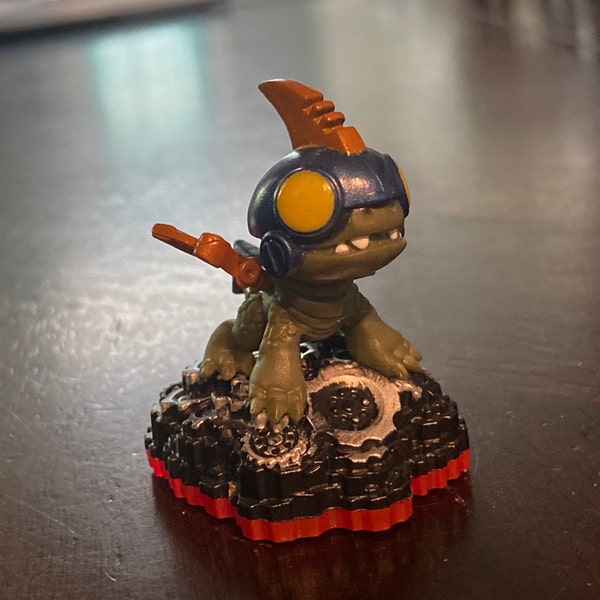 Drobit Mini Skylanders Trap Team Figure - Etsy