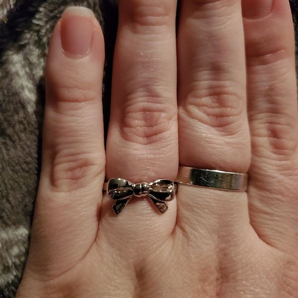 Silver Bow Ring, Sterling Silver Bow, Bow Ring, Dainty Silver Ring ...